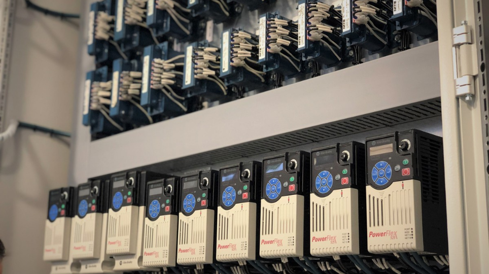 Allen-Bradley PowerFlex 525 Drives | High-Performance Motor Control ...
